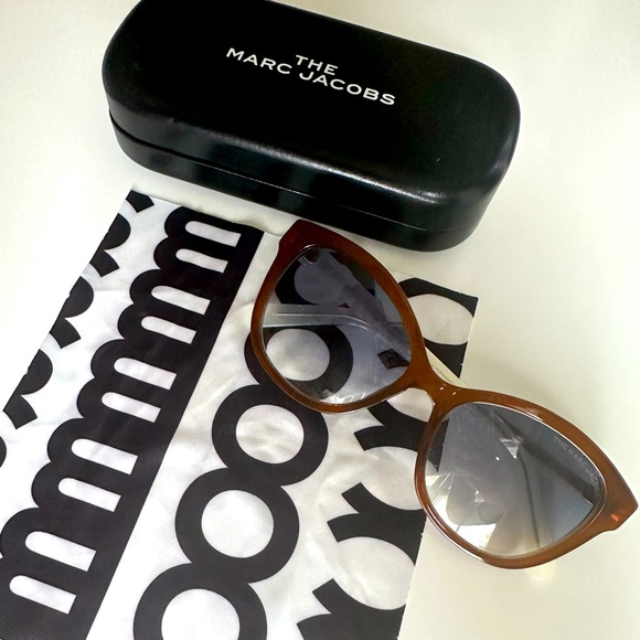 Marc Jacobs | Accessories | Marc Jacobs Sunglasses | Poshmark